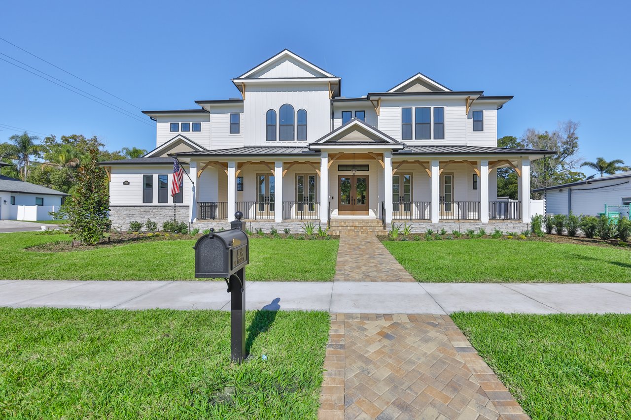 4123 Corona – Reflection Custom Homes